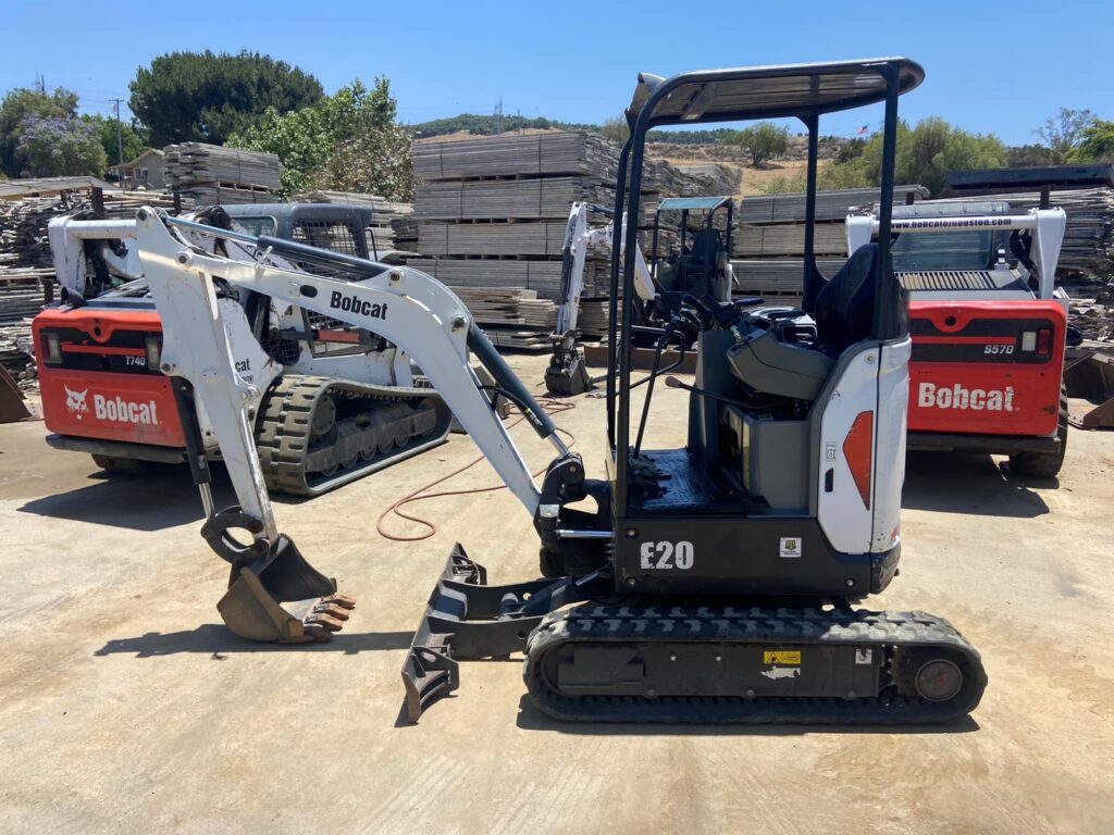 2016 Bobcat E20 mini excavator - Borneman Trucking, Inc.